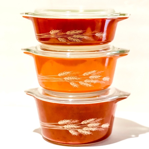 Vintage Pyrex Autumn Wheat 3-casserole set with lids factory direct